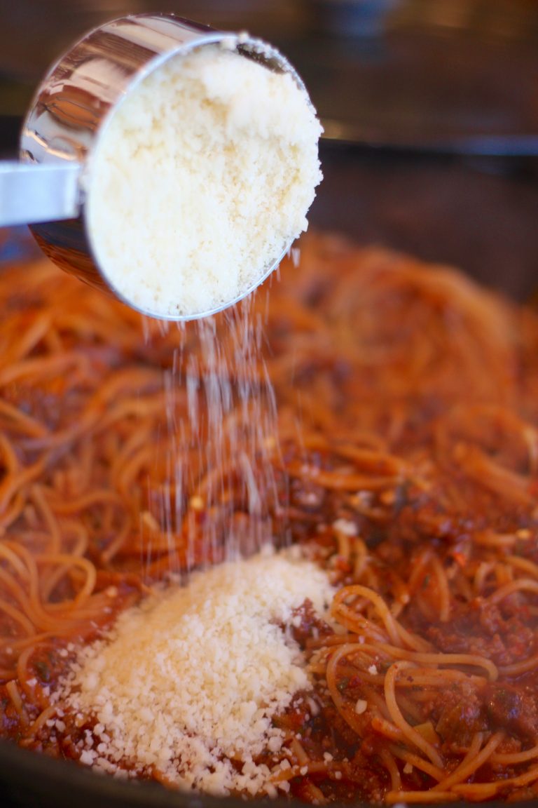 Sugar Pie Farmhouse » Blog Archive » Aunt Ruthie’s Hillbilly Spaghetti Pie